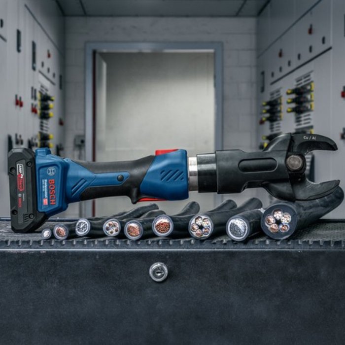 Аккумуляторный гидравлический кабельный резак Bosch GKH 18V-50, без акб ...